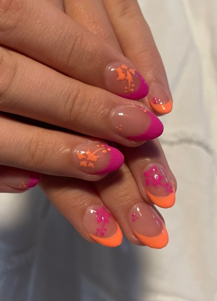 Pink and Orange Hibiscus Flower Alternating French Tip Nail Art – Moose ...